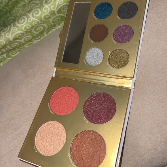 Pur | Makeup | Pur Face Palette | Poshmark